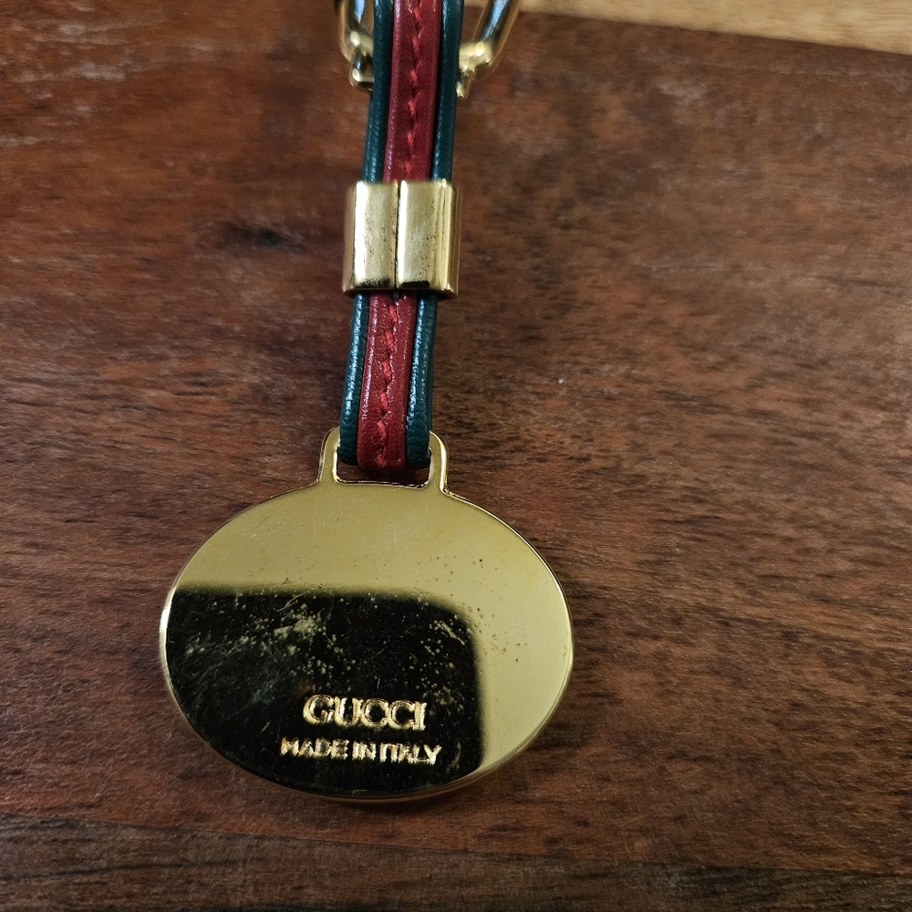 Gucci Silver & Gold Medallion Keychain - Gem